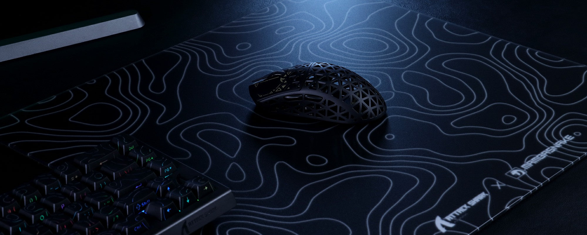 Gaming Mousepads | Glass, Carbon & Wrist Rest