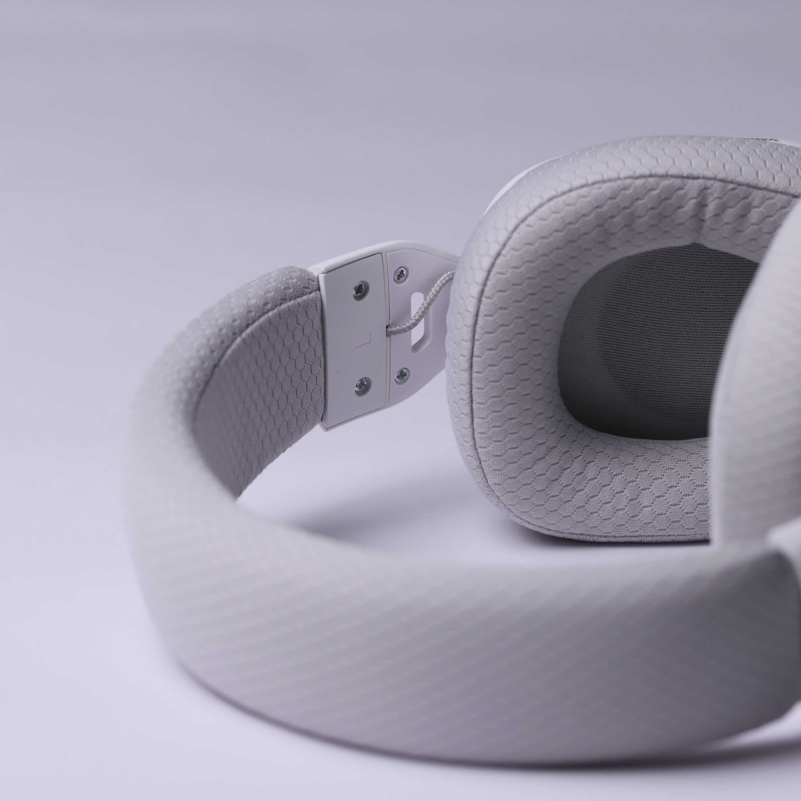 L80PRO Gaming Headset: 20ms Latency & Tri-Mode | ATTACK SHARK